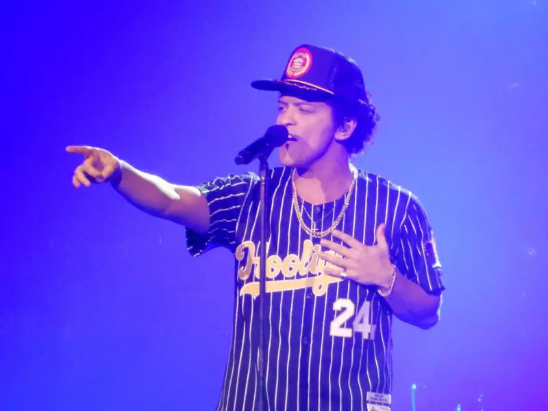 How Old Is Bruno Mars? A Look at the Pop Singer’s Age - Thrillz